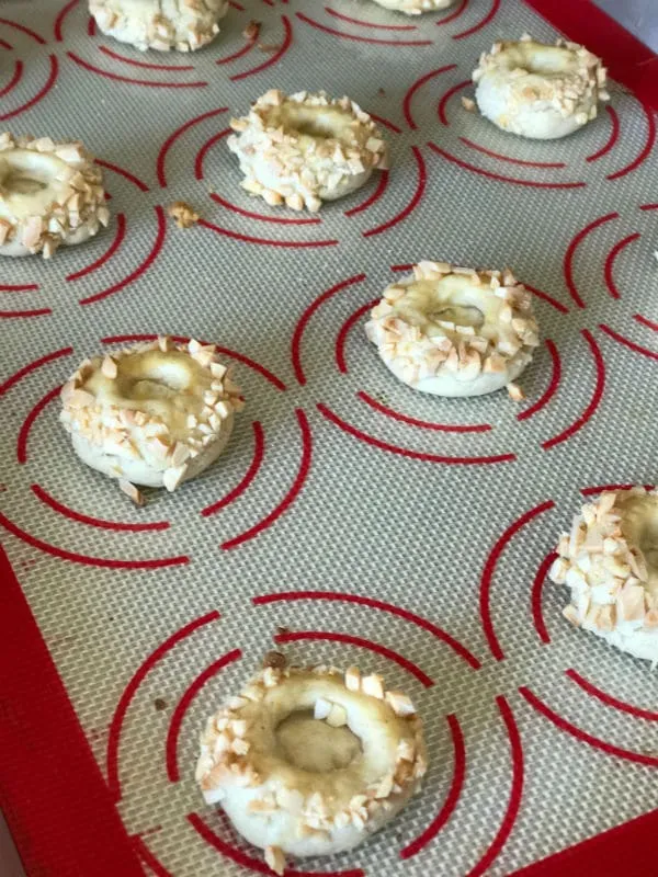 Ruby Gem Thumbprint Cookies → Hungryrecipe Ruby Gem Thumbprint Cookies → Hungryrecipe